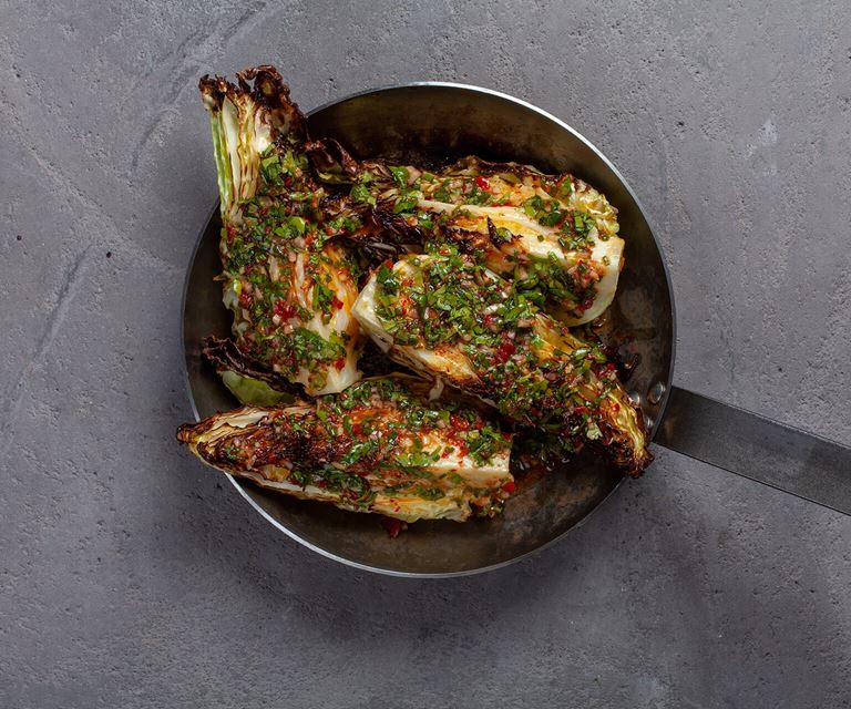 Oven baked pointed cabbage with chilli dressing | Santa Maria