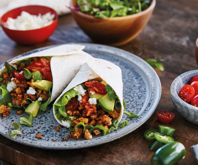 Vegetarian tacos with walnuts and feta cheese | Santa Maria