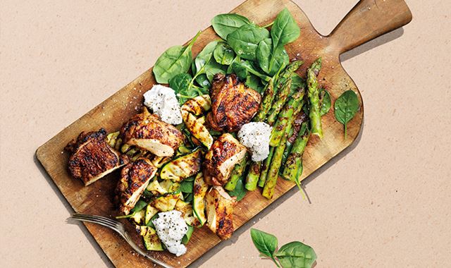 Grillad kyckling med marinerade grönsaker