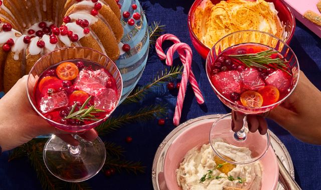 Dzērveņu dzēriens ar rozmarīnu