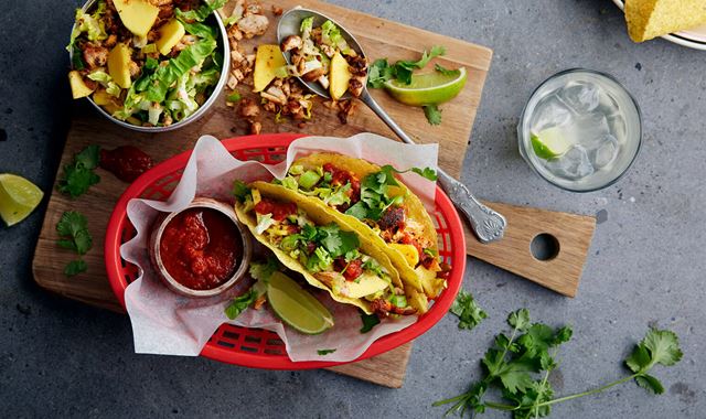Kyllingtaco med kremet chipotlesaus | Oppskrift fra Santa Maria