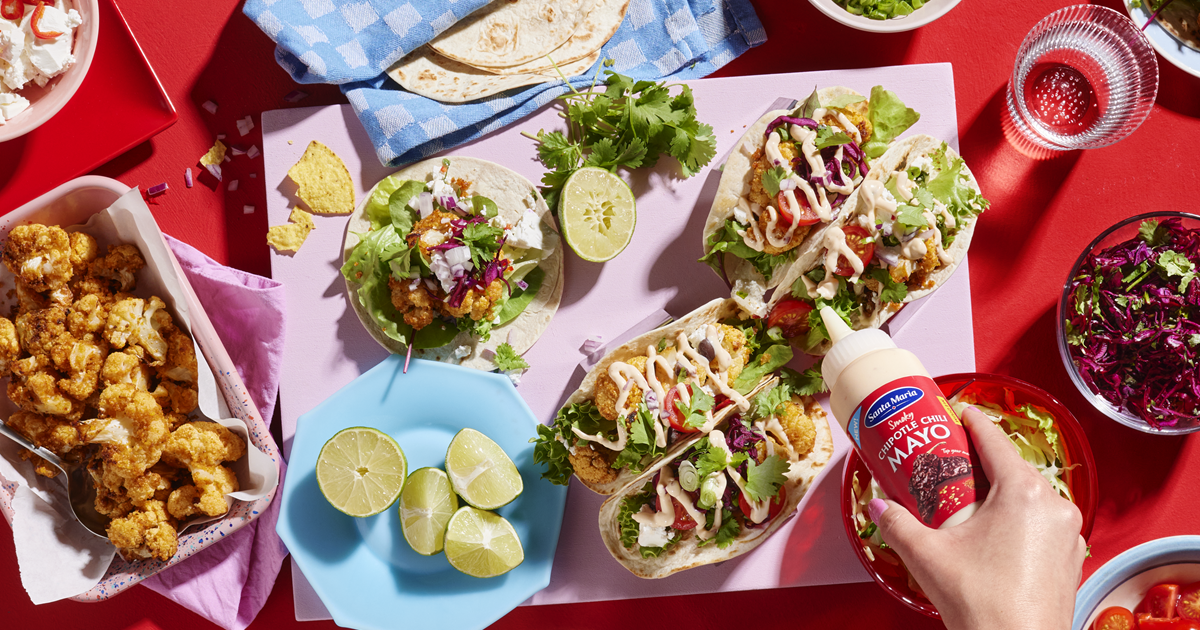 Tacos croustillants au chou-fleur avec mayonnaise chipotle