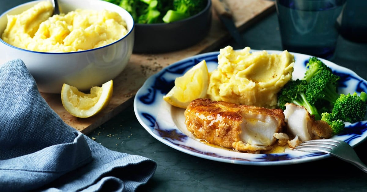 Enkelpanerad sej med potatismos | Ett recept från Santa Maria