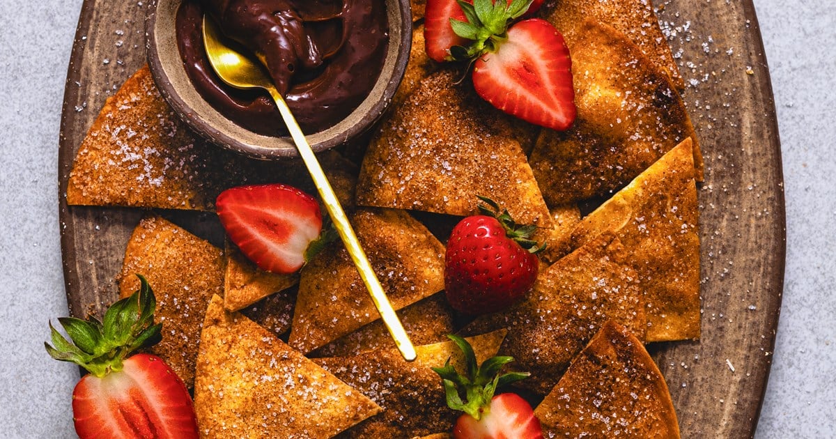 Cinamoniniai tortilijų traškučiai su šokolado padažu| Santa Maria